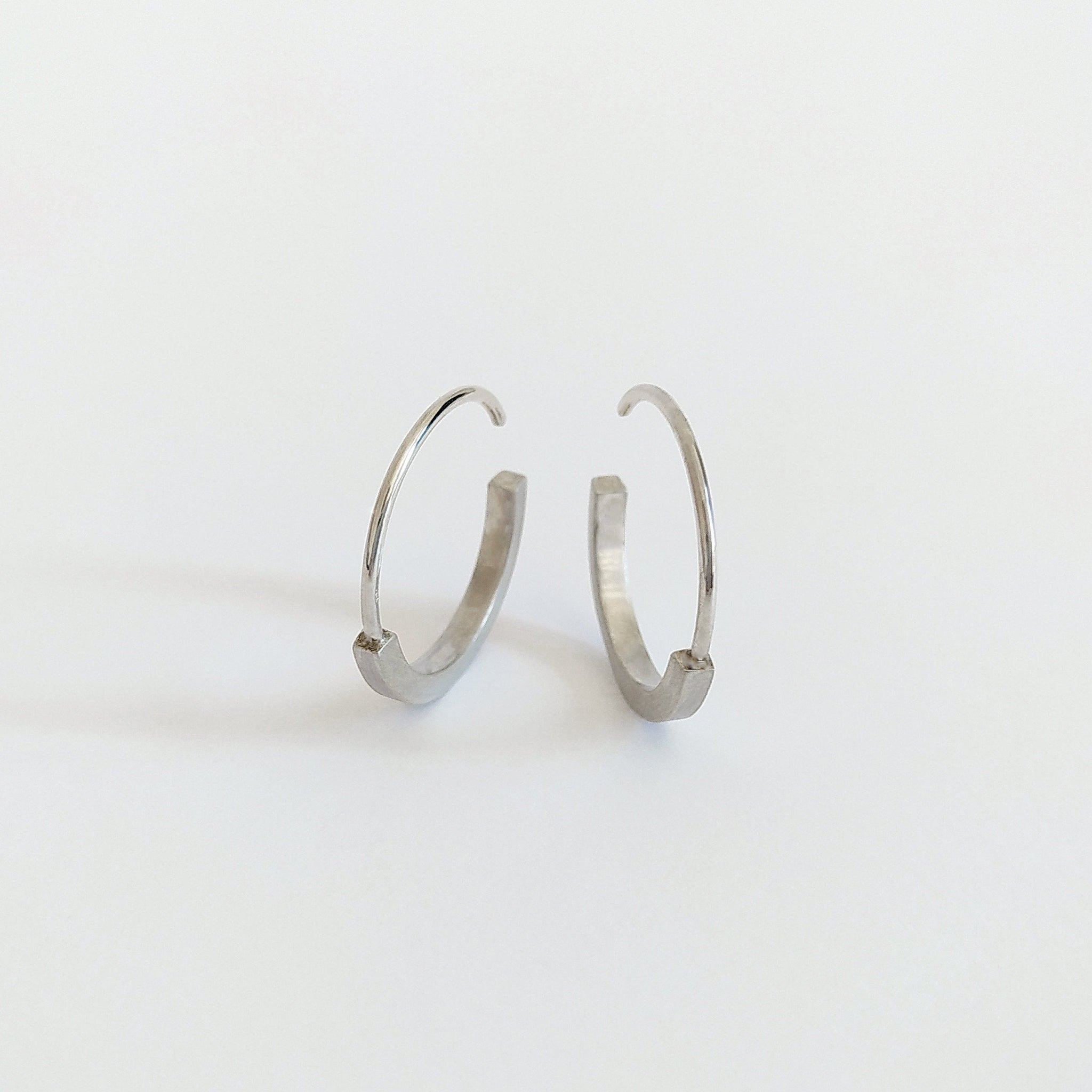Tara | flat open hoops in silver – Rebecca Wolf Design